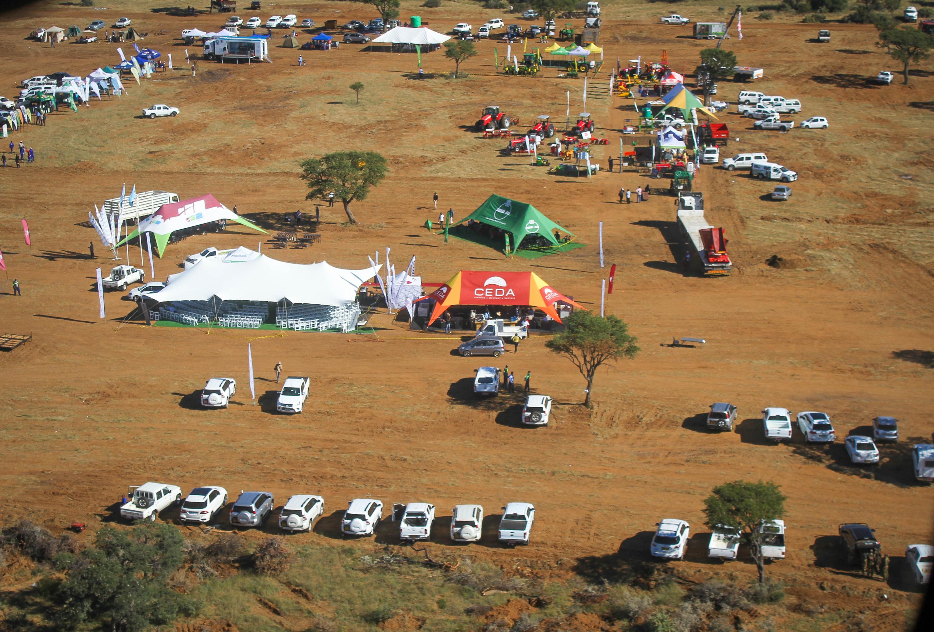 PRESIDENT MOKGWEETSI MASISI OFFICIALLY OPENS MOSISEDI 4th HARVEST DAY ...
